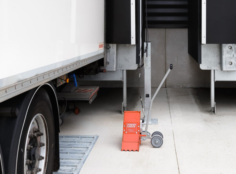 Powerchock keeping KUEHNE+NAGEL trucks at a standstill